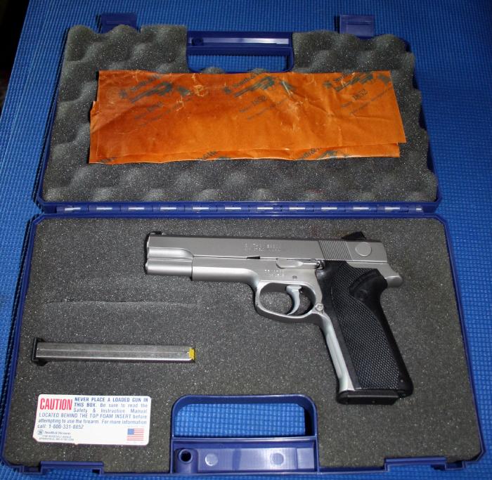 Smith & Wesson - Model 4546 in stainless steel, .45 acp - Picture 3